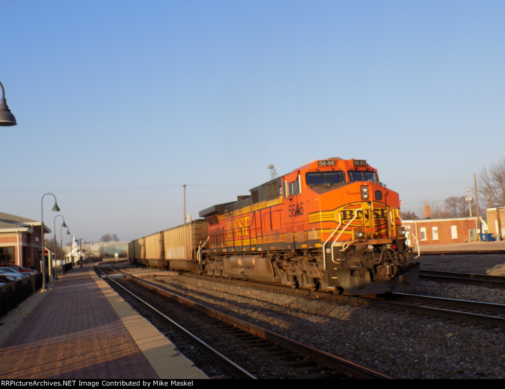 BNSF 5646